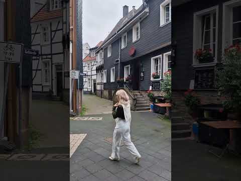 Entdecke Hattingen: Ein zauberhafter Kurztrip durch Fachwerkgassen #reisetipps #travel #travelvlog