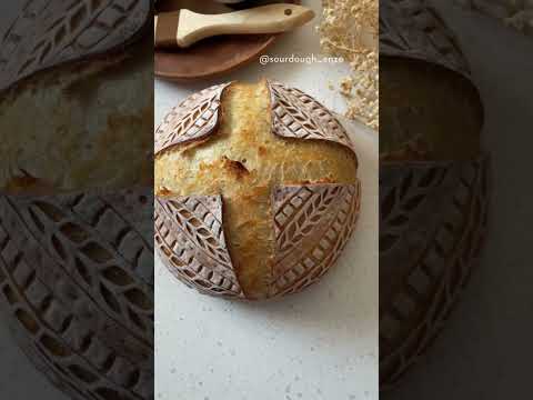 Rebranding the 5-minute score! #sourdough #scoring #shorts #foodie #shortsfeed #viral #bread