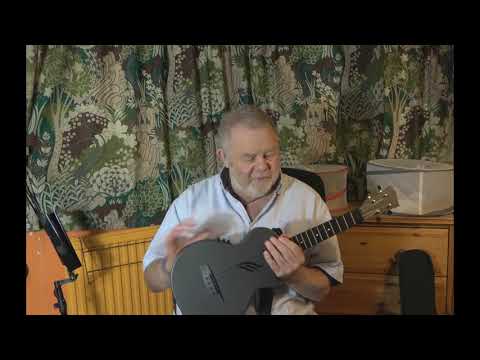 You & Your Uke Nova U Pro Tenor Ukulele Review - Dave Thorpe