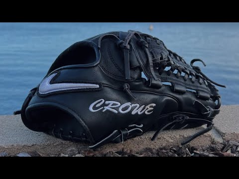 Reviewing our Game-Used Nike Shado Elite J glove from MLB pitcher Wil Crowe