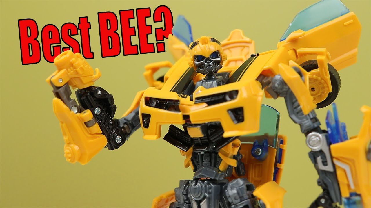 Is Battle Blades Bumblebee Really The BEST Bumblebee Ever?? | #transformers HFTD Bumblebee Review