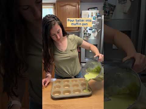 These muffins have spinach in them! #shorts