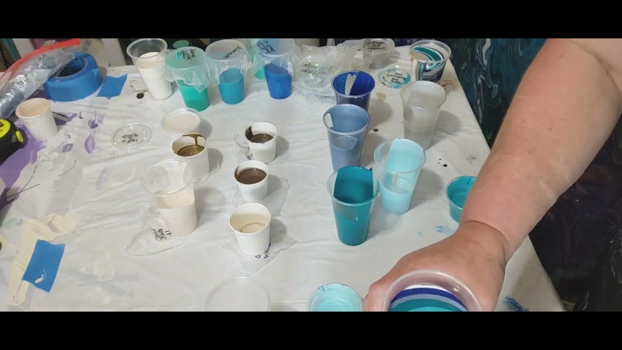 60-Dustpan pour in blues