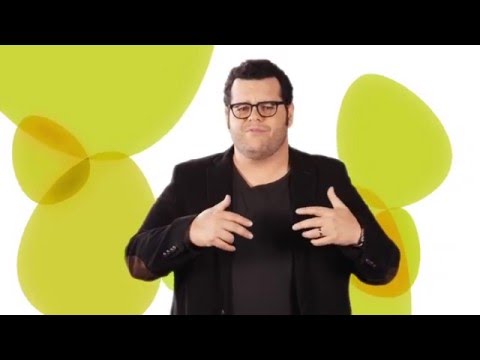Angry Birds Behind The Scenes "Chuck" Interview - Josh Gad