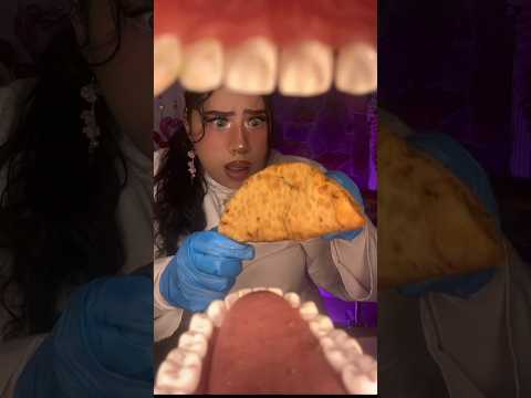 Dentist eats leftovers!!?đđ #mukbang #asmrtingles #shorts