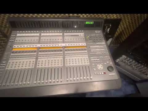 Avid C24 Pro Tools Control Surface | Reverb España