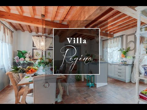 VILLA REGINA, 4 bedrooms and a luxury style among the vineyards by Lucca Town