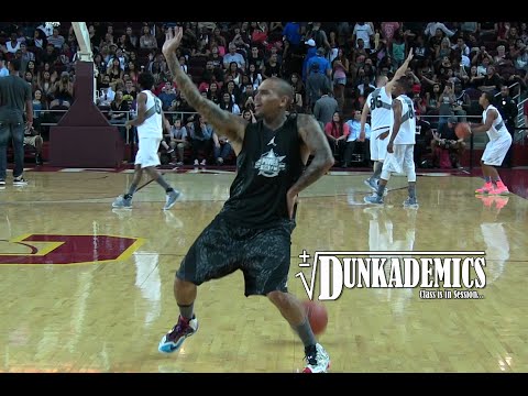 Chris Brown Gets BUCKETS + Dunks & Dancing @ Power106 Celeb Game