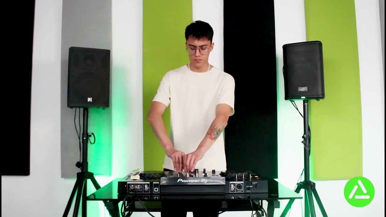 Live set Santiago - DJ Yiyoinrozs