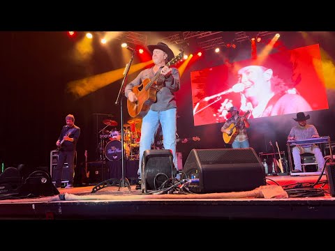 Tracy Lawrence Somebody Paints the Wall 4K LIVE 2024