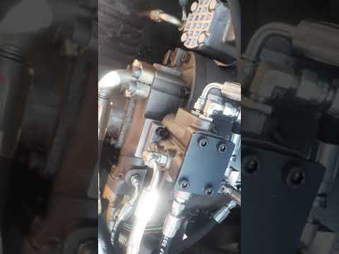 Hitachi ex200-2 pump conversion