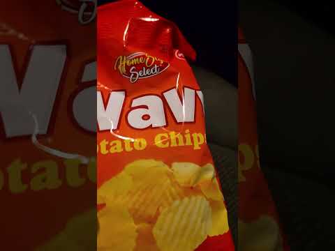 I buy Wavy Chips!!! ๐ #chips #dollartree #potatosnacks #potatochips #snacks