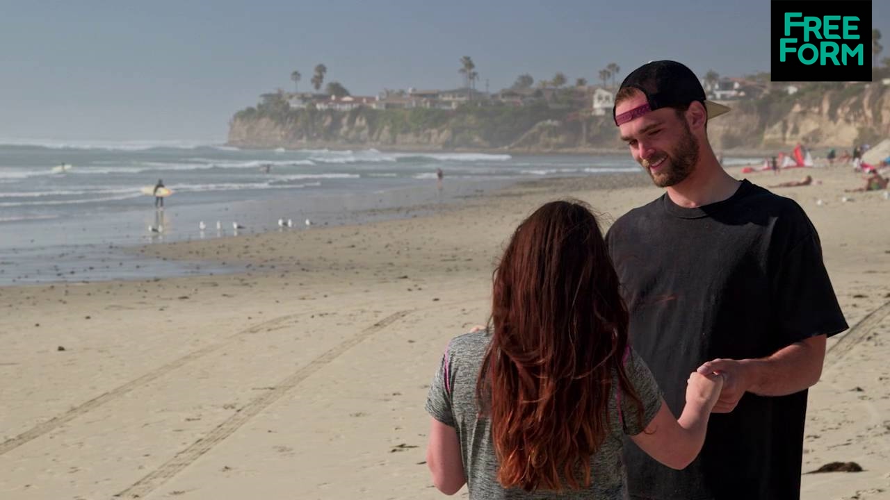 Monica the Medium 2x08 Clip: Beach Reading   | Freeform