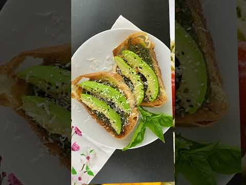 5 Easy Ways to Use Fresh Basil from Your Garden