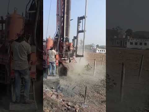 बोर मशीन hard work