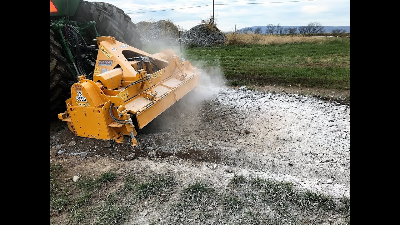 Valentini R2000 Stone Crusher Rock Crusher (Crushing Limestone)