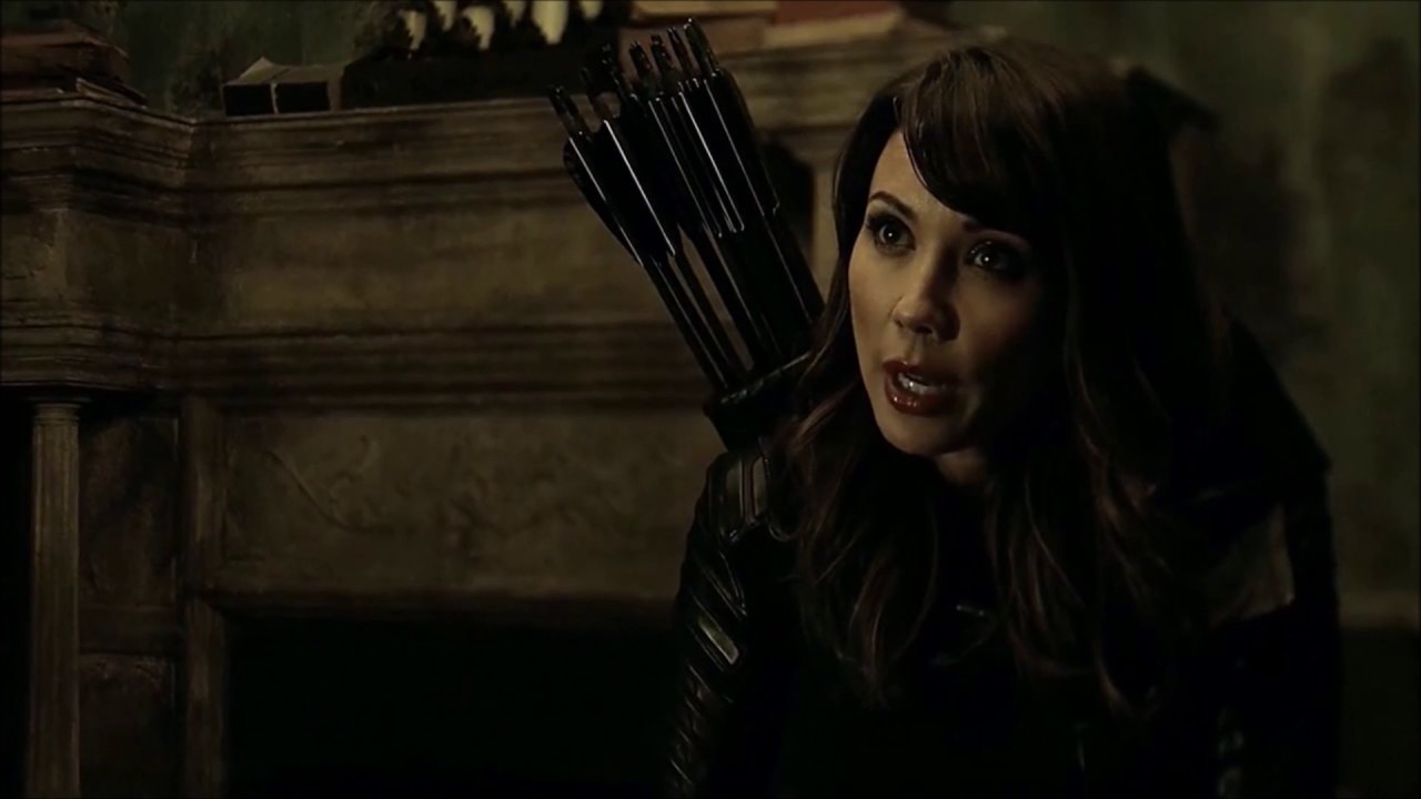 Oliver Becomes Arrow Arrow 5x11