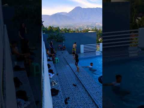 Villa paling bagus view nya, kolam renang diatas gunung asli #puncak #puncakbogor #villa #bogor