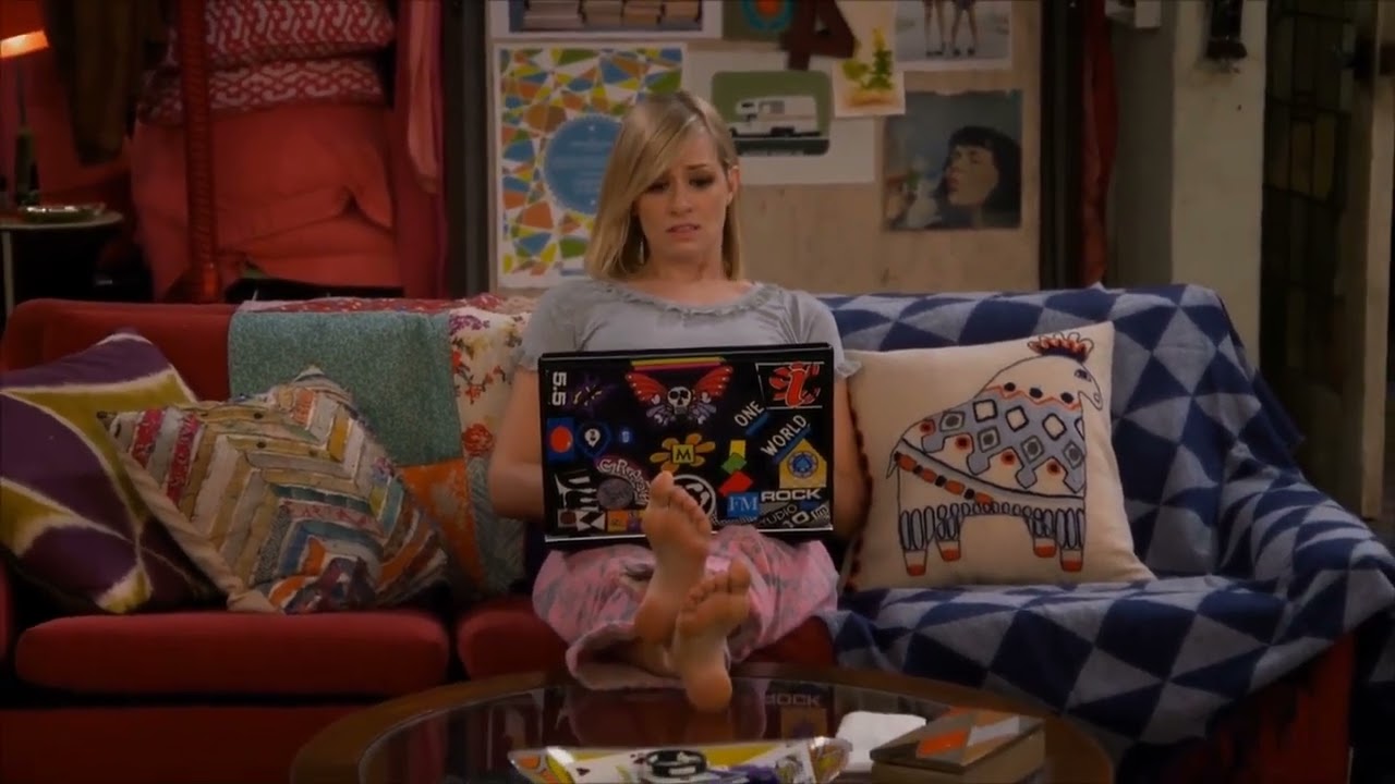Beth Behrs's Feet  -  2 Broke Girls 2011