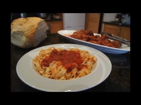 Traditional Pasta Sauce Recipe (Ragu)
