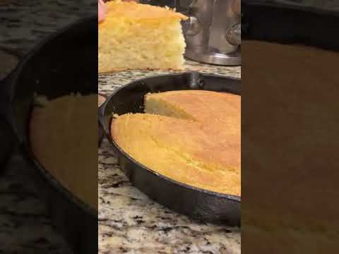 The Best Skillet Cornbread #shorts