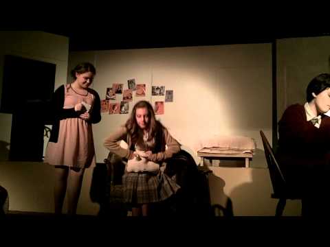 Anne Frank 12-Mrs Van Daan - Spice cake, selling coat