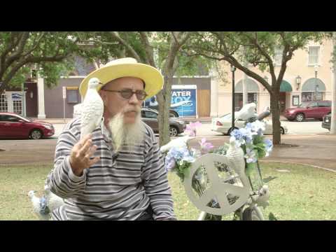 Flamingo bike artist aims to spark creativity in others