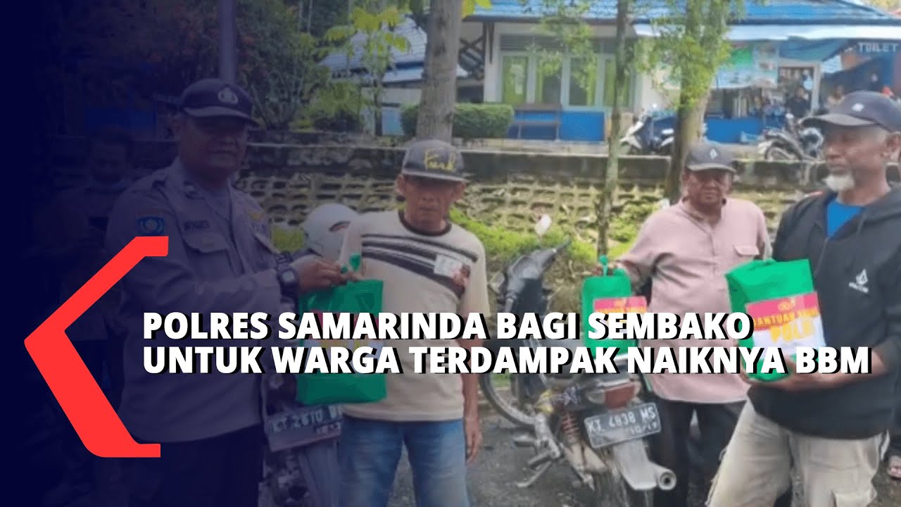 Bagikan 100 Paket Sembako Untuk Warga Terdampak Kenaikan BBM