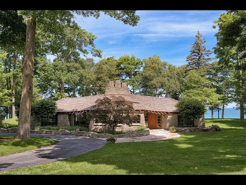 Mushroom House for Sale in Charlevoix