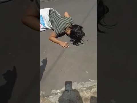 Lomba balap karung berujung duka????????
