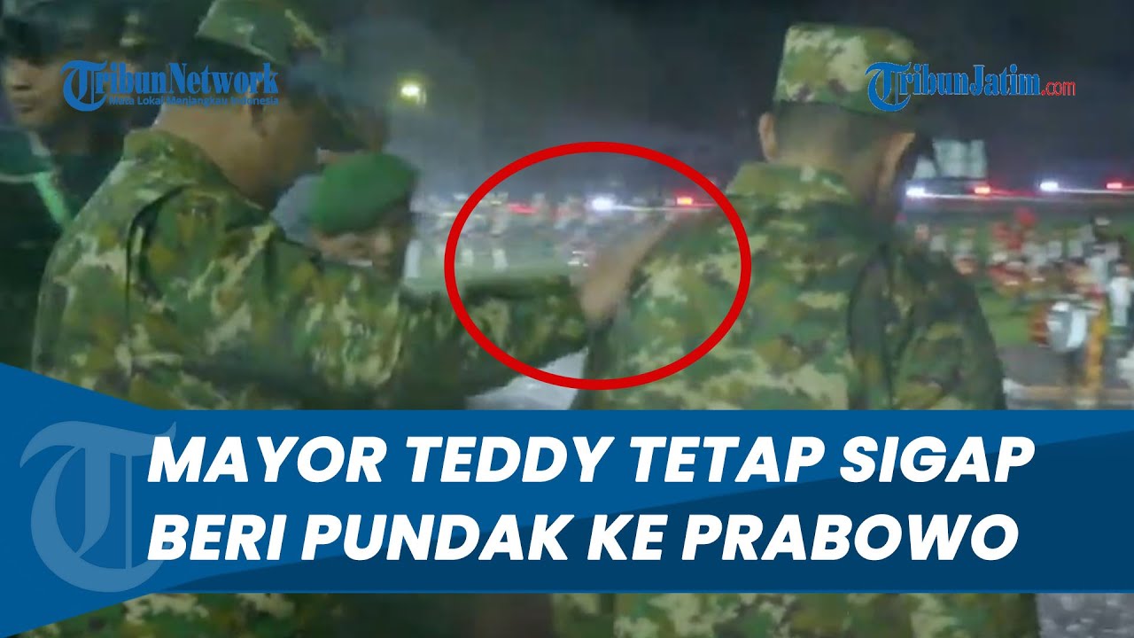GERCEPNYA MAYOR TEDDY Berikan Pundaknya ke Prabowo, Meski Tak Lagi Jadi Ajudan - Tribun Video