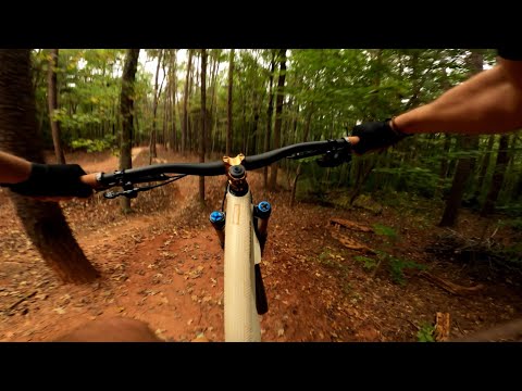 Airline Bike Park - black đ line with the drop