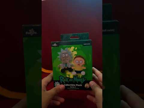 Unboxing Rick and morty plush part 3