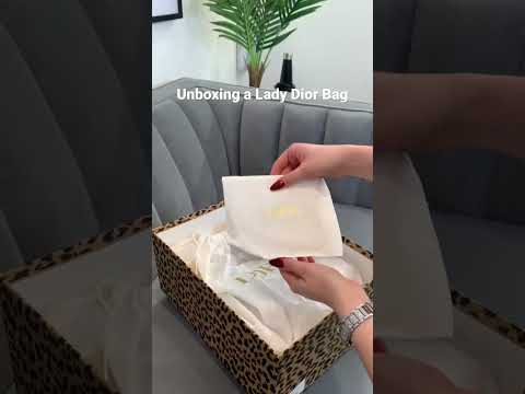 Unboxing a SHOWSTOPPER Dior Bag #dior #luxury #bags #ladydior