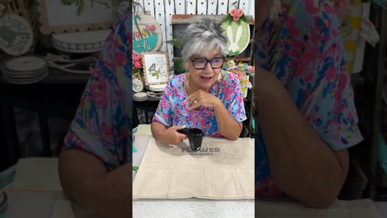 Flower Market Garden Apron from Hanging Organizer [Chalk Couture Craft]