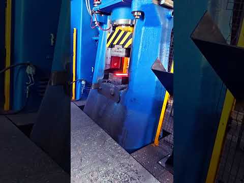 Awesome power of the #forge #engineering #power #bricklaying #amazing ing #factory #tools #awesome