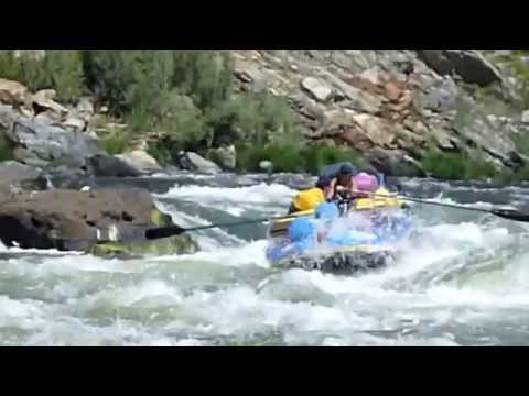 "another day in paradise" with coyote on the Lower Klamath River