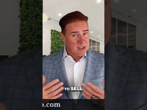 Lee County Real Estate: Buyer's Market & Price Drops Brief