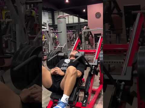 #gymlife #bodybuilding #fit #gymworkout #workout #strongfit #fitness #motivation #gymlover #gymlife