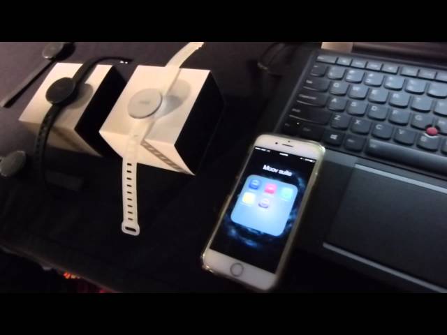 Hands on with the Moov fitness tracker and coach - PhoneArena