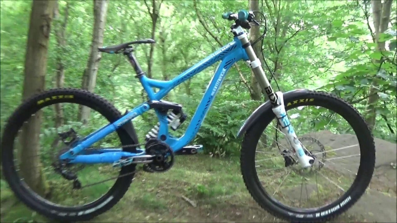 Bike Check [Commencal Supreme V3 2012]