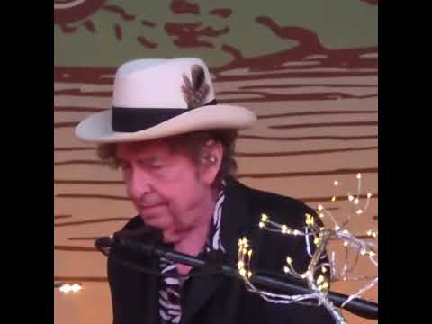 Bob Dylan - Gotta Serve Somebody - 1st August 2025 - Live at Outlaw Festival in Wantagh, New York