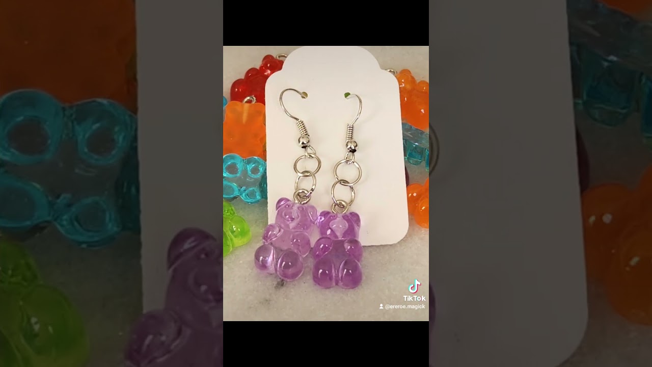 Gummi Bear Earring #handmade #jewelry #etsyshop #ereroemagick #colorful #pride #earrings
