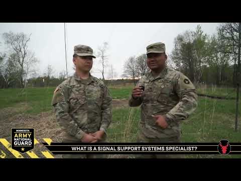 What does a 25U Signal Support Systems Specialist do?