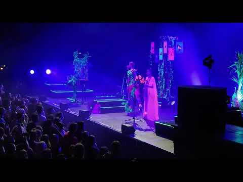 Drinkee - Sofi Tukker. Berlin @ Tempodrom. 12.12.2019