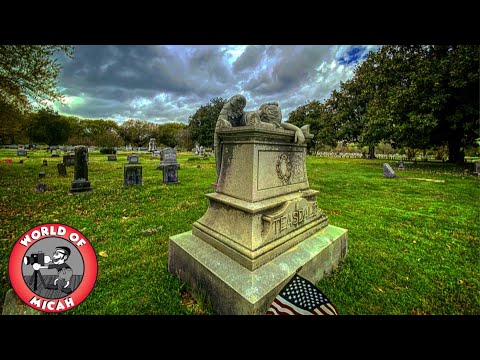 The Most Photographed Woman in Columbus, MS | Disney History & More!
