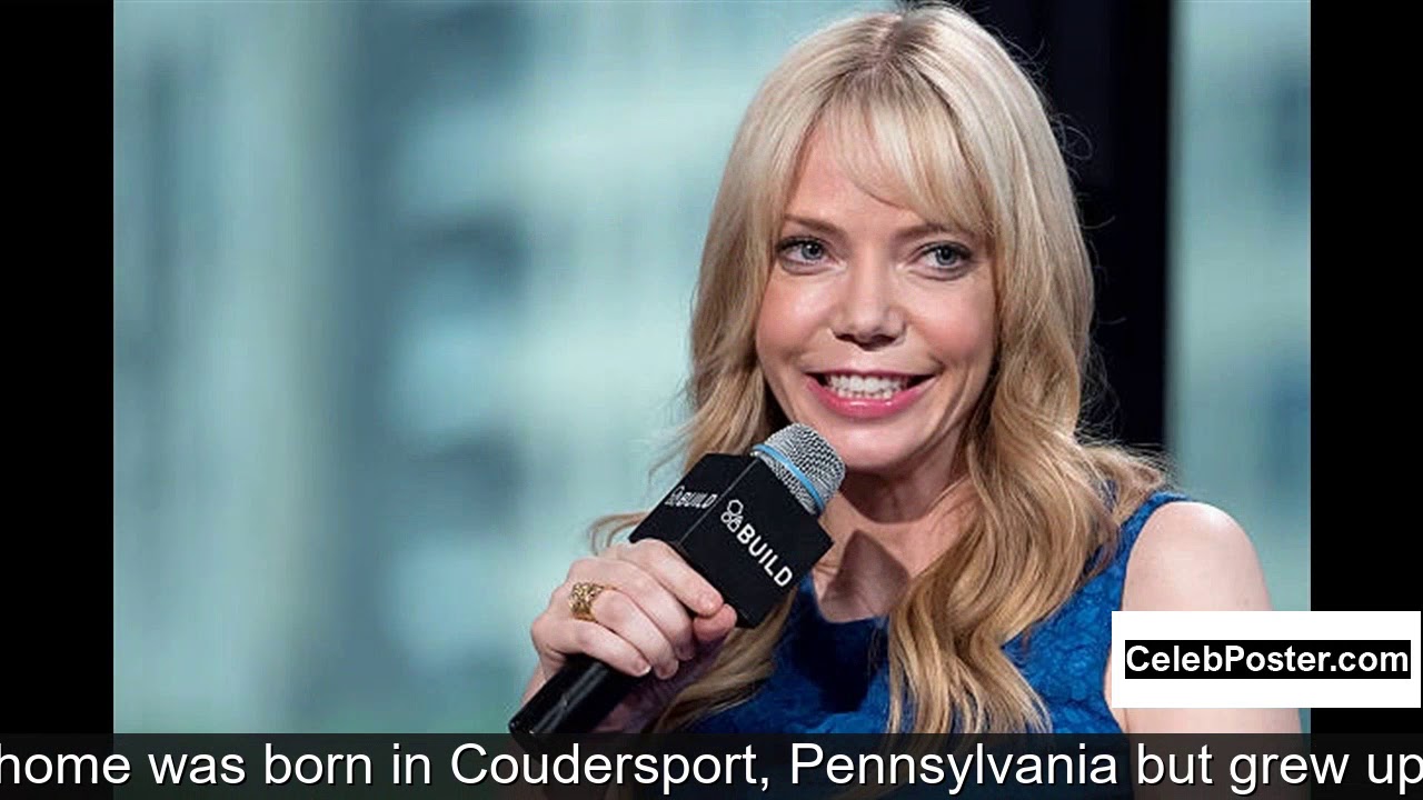 Riki Lindhome biography