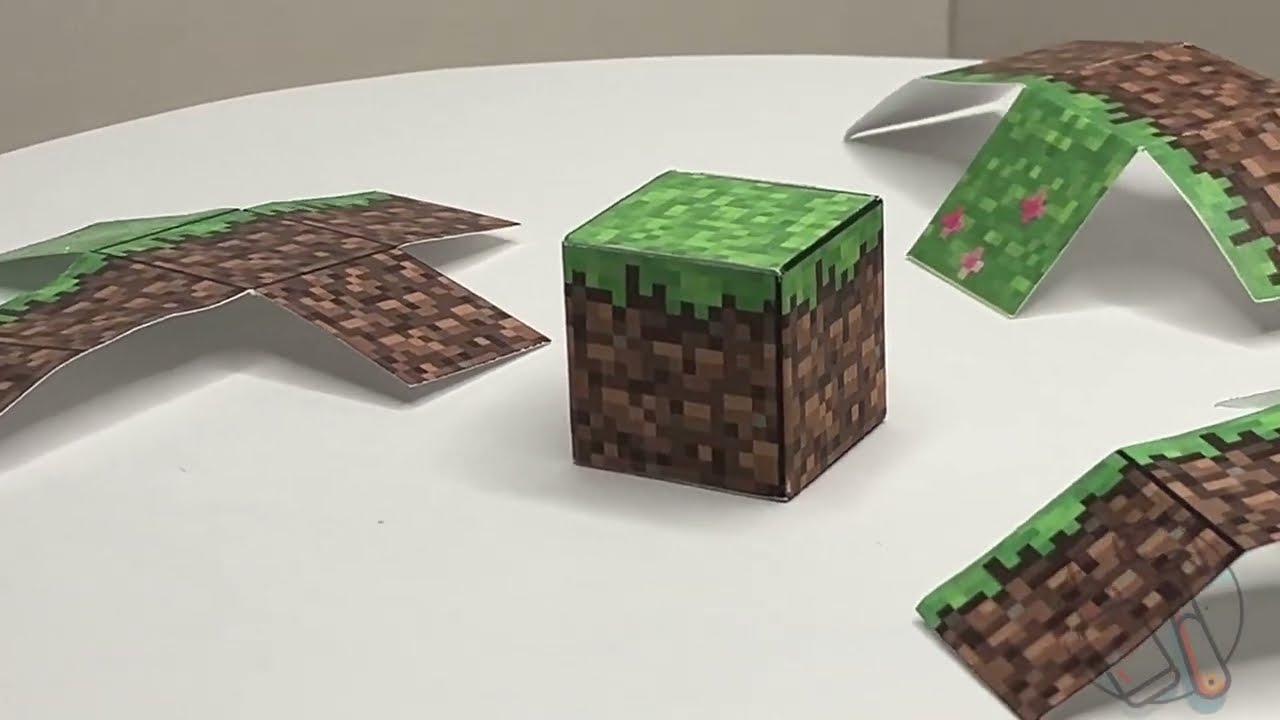 Creating a Minecraft Paper Cube: Easy and Quick