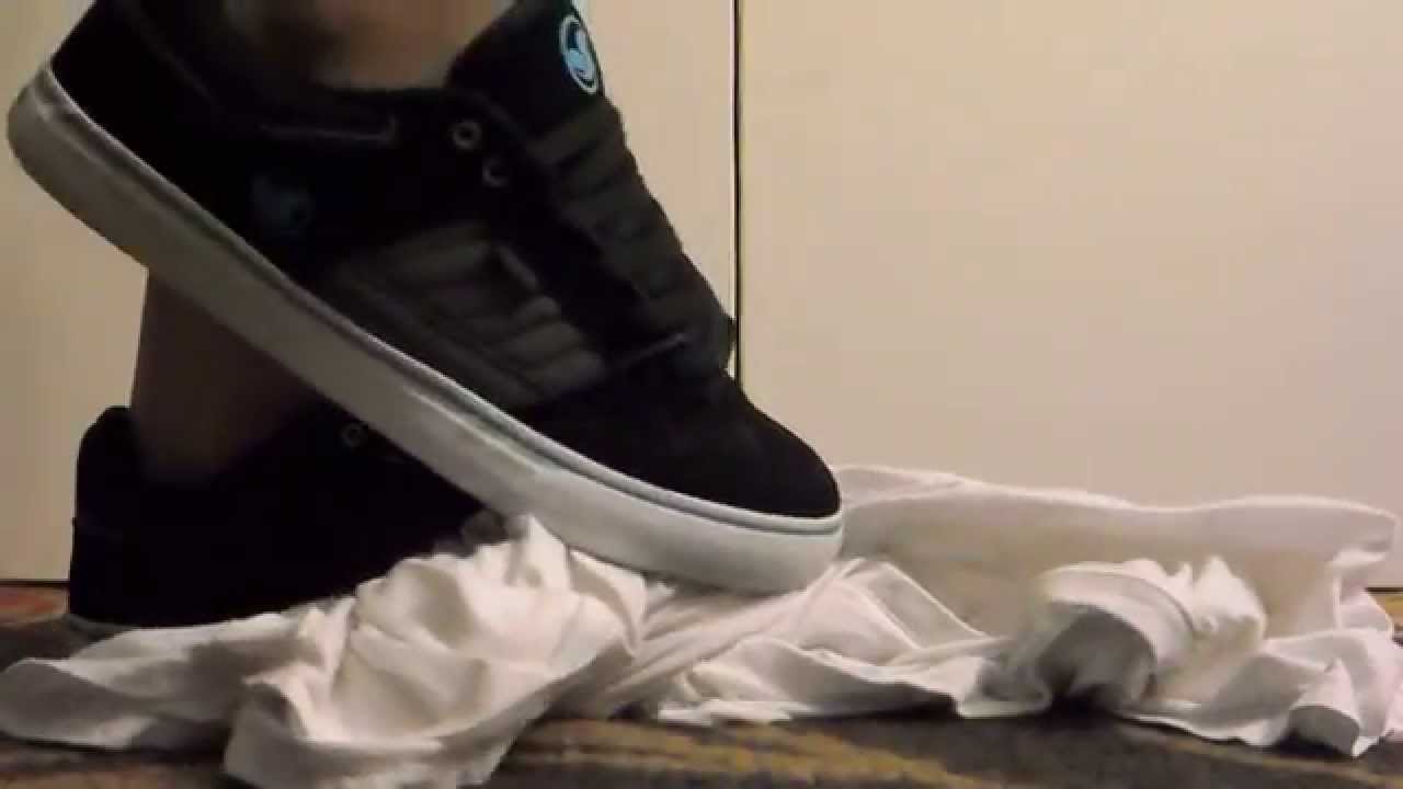 Dvs Shoeplay
