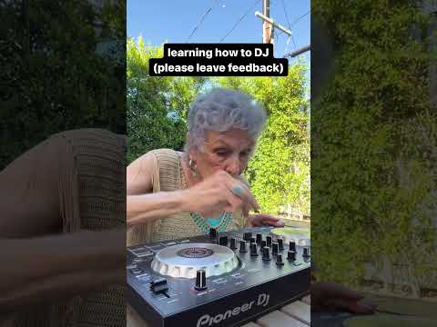Learning how to DJ ???????? #dancemusic #electronicmusic #dj #edm